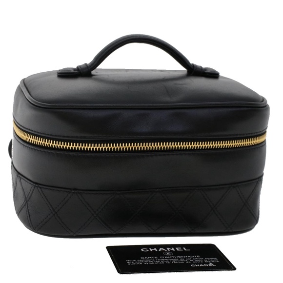 CHANEL | Bags | Chanel Vanity Cosmetic Pouch Lamb Skin Black Cc Auth ...